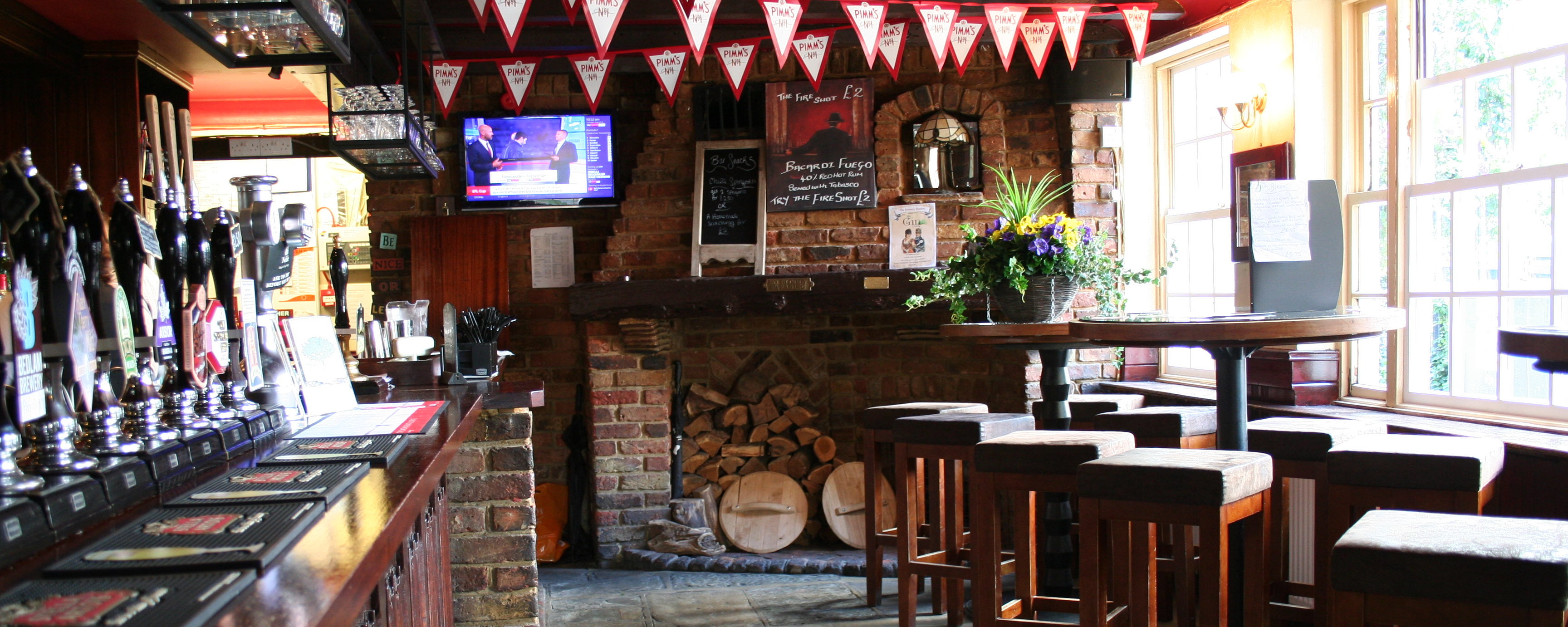 Brewery Shades - Pub with good food, ales and cocktails in Crawley